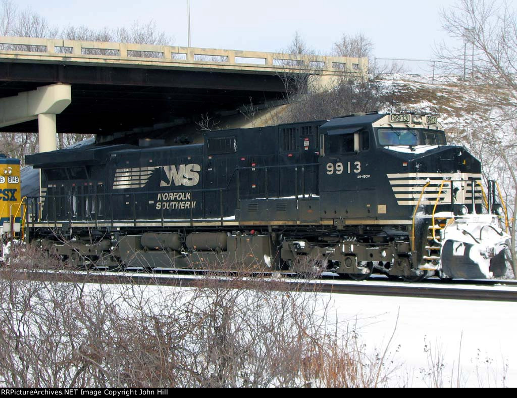 110312003 NS 9913 On Eastbound BNSF Train